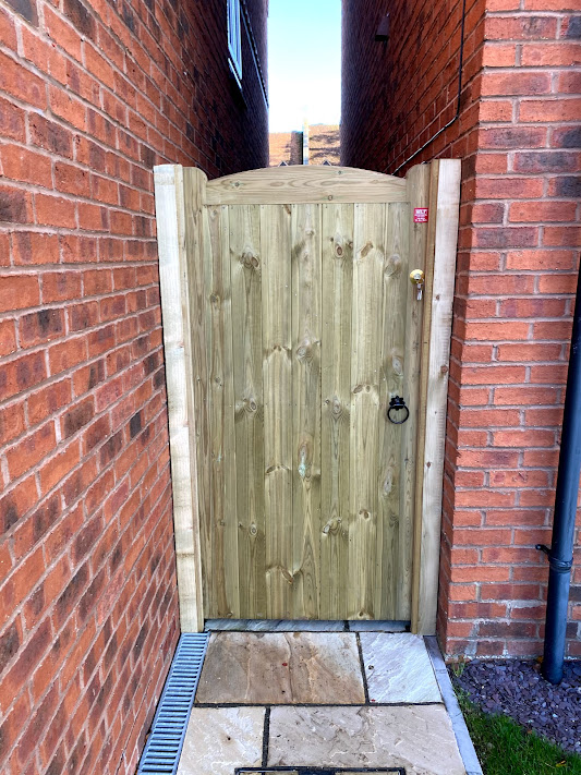 Gates Gallery – ID Fencing - Domestic - Agricultural - Industrial ...